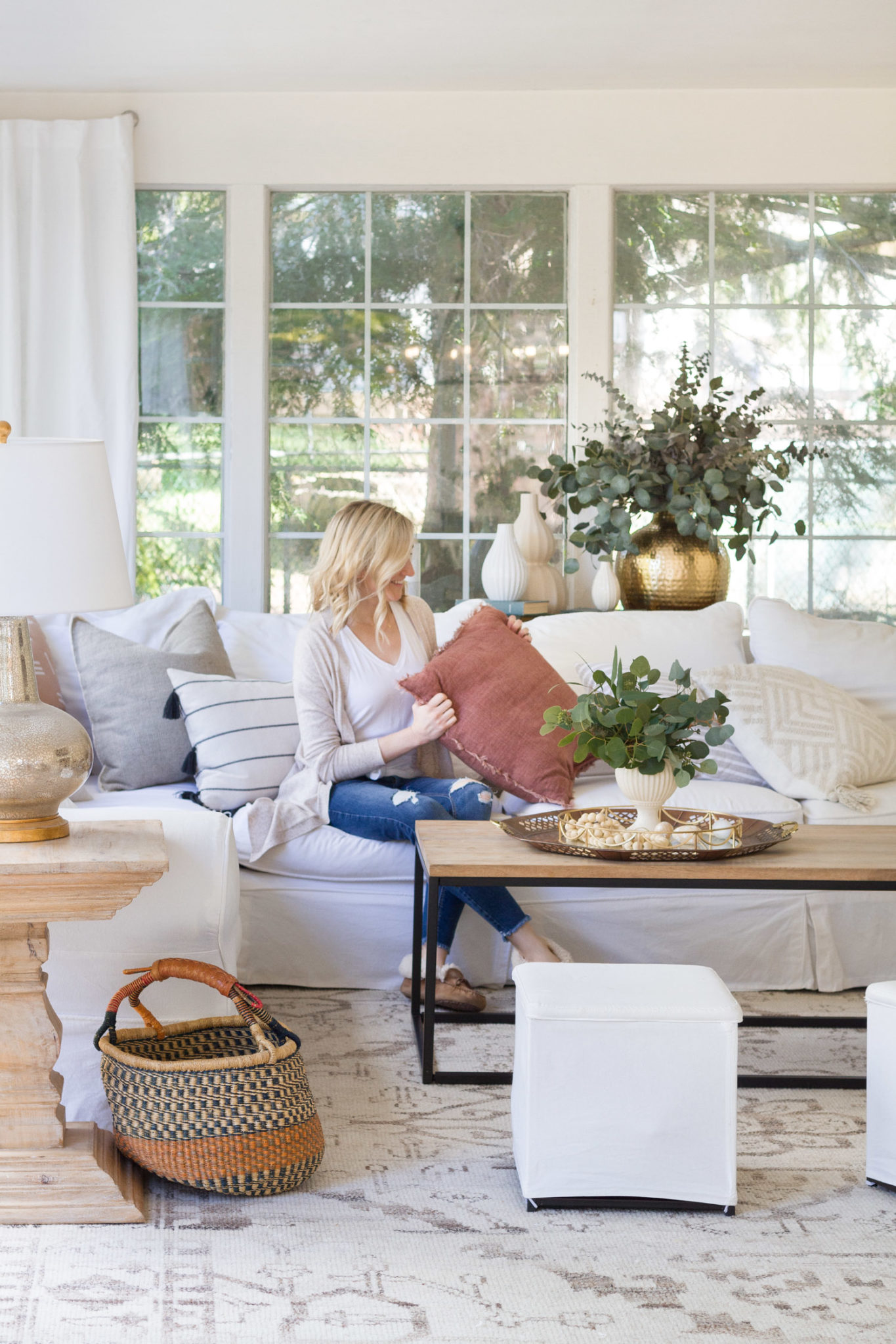 Soft Hues and Colors For Spring - A Simple Home Tour - zevy joy