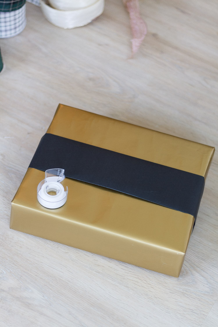 Gift Wrapping Basics - Wrapping Without A Bow - zevy joy