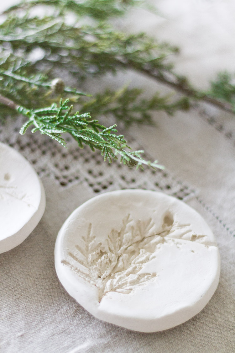 DIY Christmas Gift - Clay Jewelry Dish - zevy joy